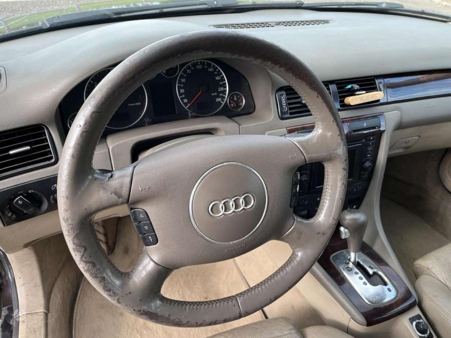 Red Audi A6 2001 in Mazeikiai, with an engine capacity of 2.50 L and mileage of 340 thousand km for 1000 €, photo 24 on AUTOMOTO.COM.LV
