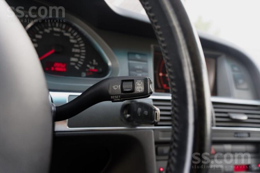 Red Audi A6 2005 in Riga, with an engine capacity of 3.00 L and mileage of 0 thousand km for 4790 €, photo 15 on AUTOMOTO.COM.LV