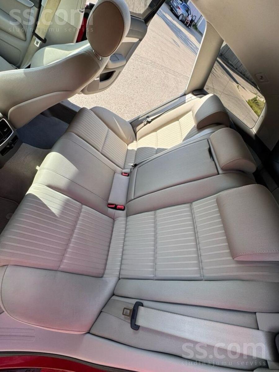 Red Audi A6 2009 in Riga, with an engine capacity of 3.00 L and mileage of 273 thousand km for 6500 €, photo 22 on AUTOMOTO.COM.LV
