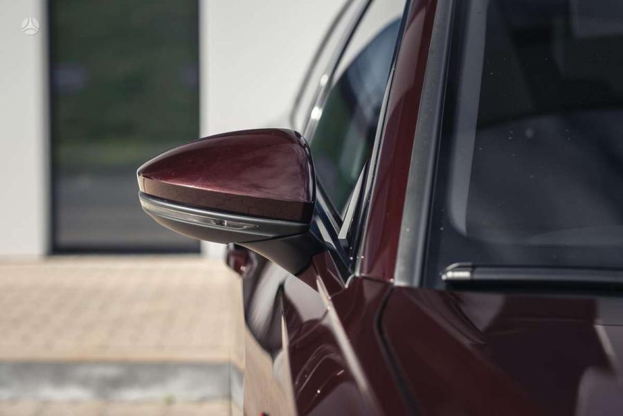 Red Audi A6 2019 in Vilnius, with an engine capacity of 1.97 L and mileage of 239 thousand km for 18490 €, photo 9 on AUTOMOTO.COM.LV