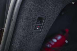 Red Audi A6 2019 in Vilnius, with an engine capacity of 1.97 L and mileage of 239 thousand km for 18490 €, photo 19 on AUTOMOTO.COM.LV