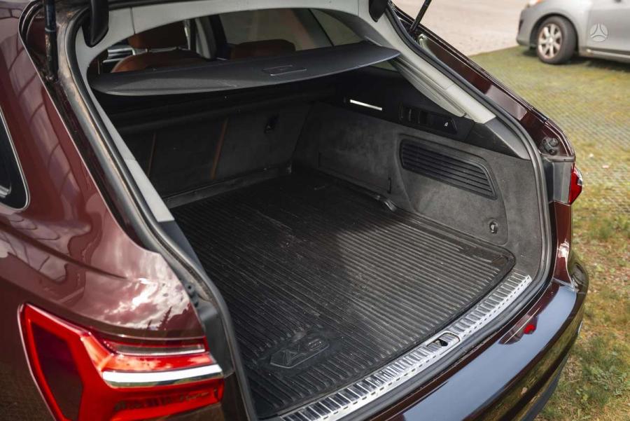 Red Audi A6 2019 in Vilnius, with an engine capacity of 1.97 L and mileage of 239 thousand km for 18490 €, photo 20 on AUTOMOTO.COM.LV