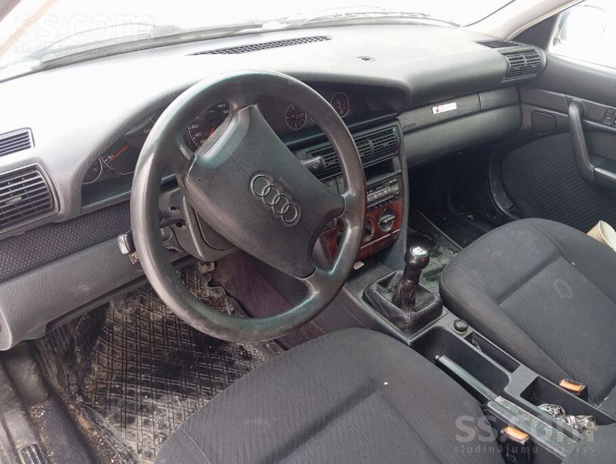 Audi A6 1994 Alūksne, ar dzinēja tilpumu 2.00 L un nobraukumu 345 tūkst. km par 1500 €, foto 7 vietnē AUTOMOTO.COM.LV