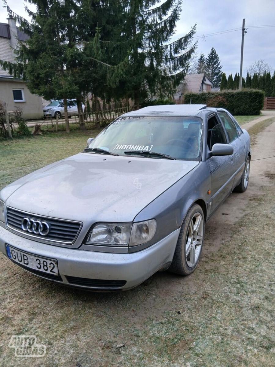 Audi A6 1995 in Silale, with an engine capacity of 2.00 L and mileage of 316 thousand km for 1300 €, photo 3 on AUTOMOTO.COM.LV