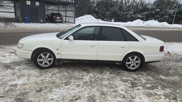 Audi A6 1996 in Prienai, with an engine capacity of 1.90 L and mileage of 430 thousand km for 500 €, photo 4 on AUTOMOTO.COM.LV