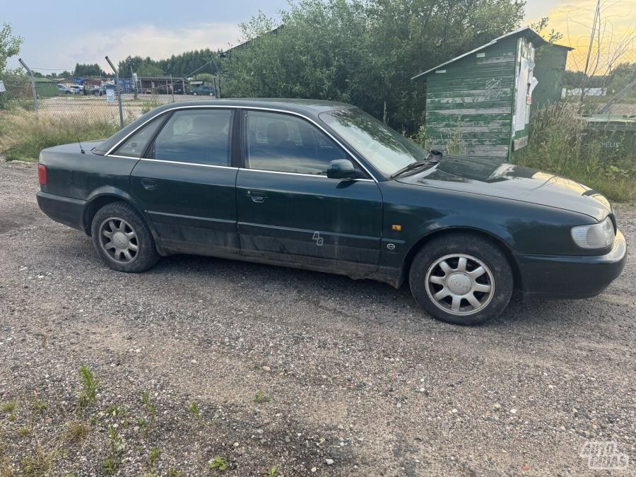 Ауди А6 1996 в Вильнюс, объемом двигателя 2.50 л и пробегом 389 тыс. км за 1650 €, фото 5 на AUTOMOTO.COM.LV