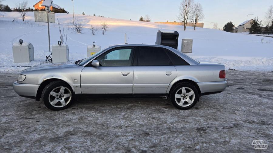 Audi A6 1997 in Prienai, with an engine capacity of 2.50 L and mileage of 333 thousand km for 700 €, photo 8 on AUTOMOTO.COM.LV