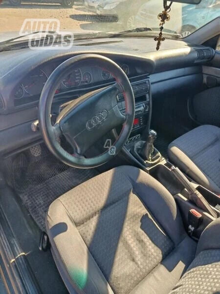 Audi A6 1997 Kretinga, ar dzinēja tilpumu 1.90 L un nobraukumu 345 tūkst. km par 1400 €, foto 6 vietnē AUTOMOTO.COM.LV