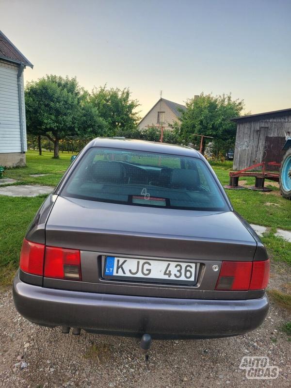 Audi A6 1997 in Alytus, with an engine capacity of 2.50 L and mileage of 495 thousand km for 1999 €, photo 8 on AUTOMOTO.COM.LV