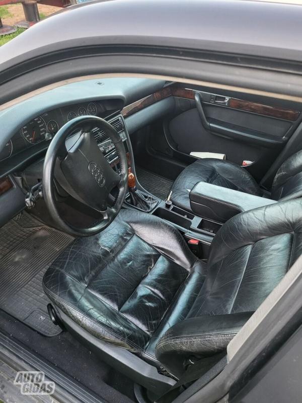 Audi A6 1997 in Alytus, with an engine capacity of 2.50 L and mileage of 495 thousand km for 1999 €, photo 10 on AUTOMOTO.COM.LV