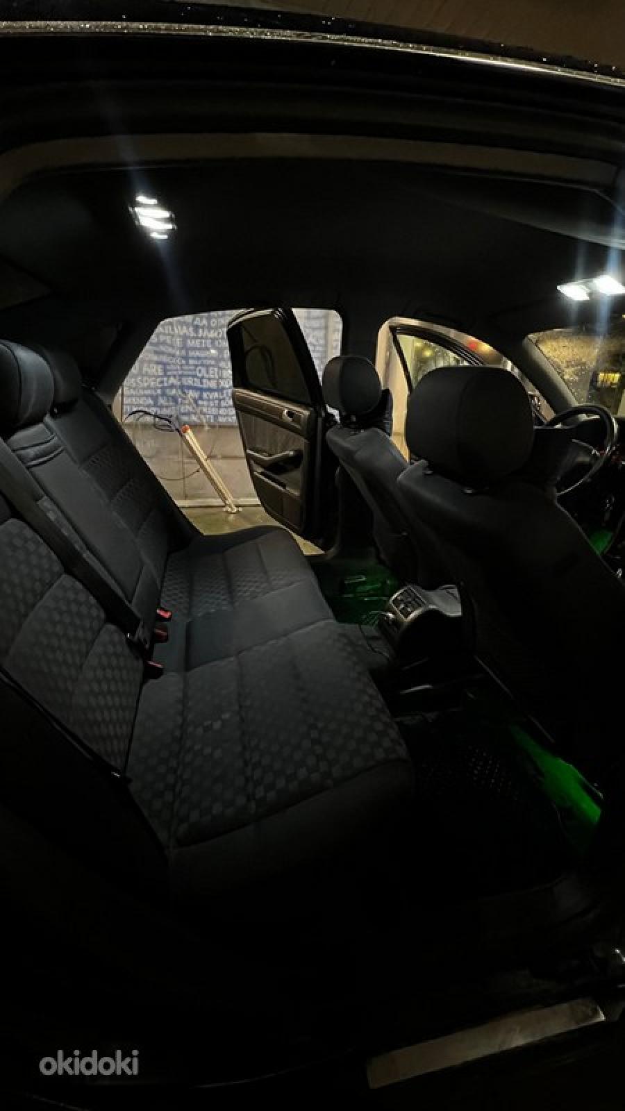 Audi A6 1998 Tallina, ar dzinēja tilpumu 1.90 L un nobraukumu 384 tūkst. km par 1900 €, foto 22 vietnē AUTOMOTO.COM.LV