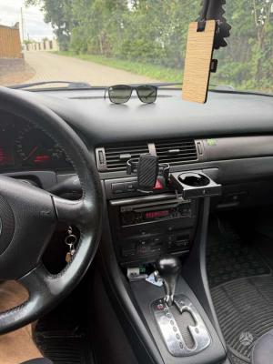 Audi A6 2000 Jurbarkas, ar dzinēja tilpumu 2.50 L un nobraukumu 324 tūkst. km par 800 €, foto 3 vietnē AUTOMOTO.COM.LV