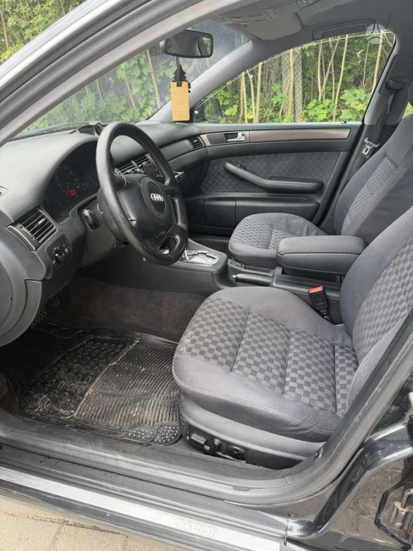 Audi A6 2000 Jurbarkas, ar dzinēja tilpumu 2.50 L un nobraukumu 324 tūkst. km par 800 €, foto 5 vietnē AUTOMOTO.COM.LV