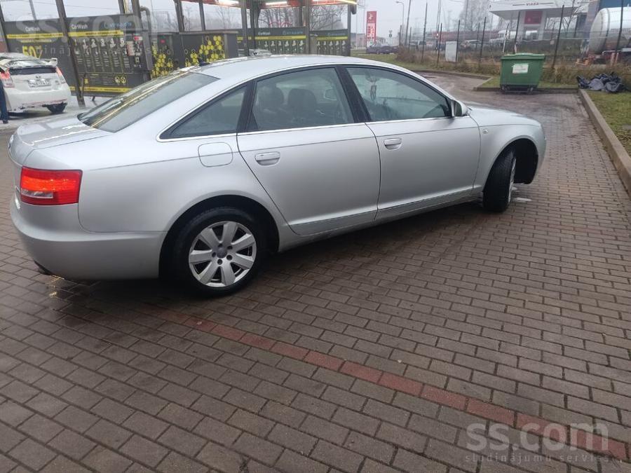 Audi A6 2004 in Riga, with an engine capacity of 3.00 L and mileage of 300 thousand km for 2850 €, photo 4 on AUTOMOTO.COM.LV