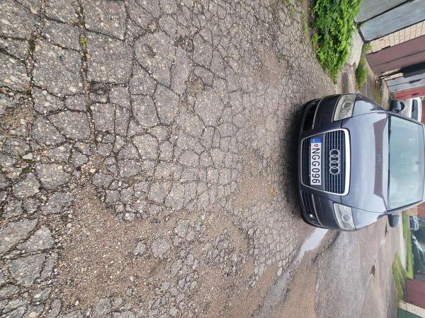Audi A6 2004 in Kaunas, with an engine capacity of 3.20 L and mileage of 350 thousand km for 1500 €, photo 1 on AUTOMOTO.COM.LV