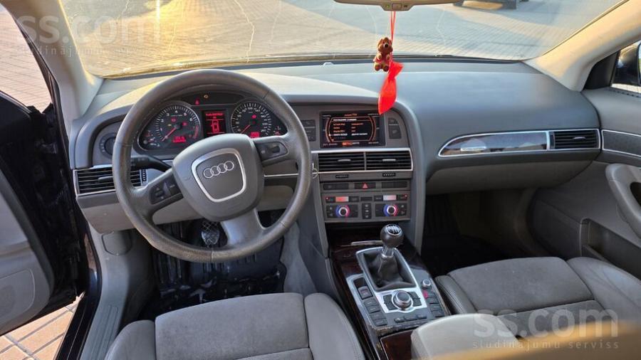 Audi A6 2004 in Riga, with an engine capacity of 3.20 L and mileage of 265 thousand km for 2400 €, photo 6 on AUTOMOTO.COM.LV