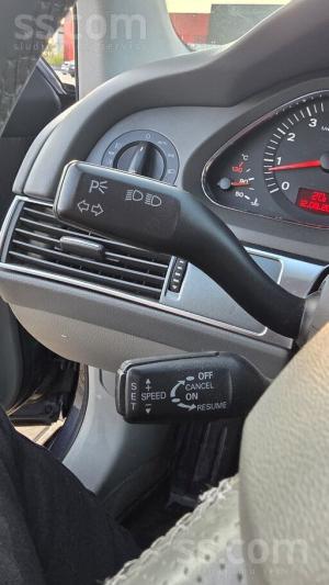 Audi A6 2004 in Riga, with an engine capacity of 3.20 L and mileage of 265 thousand km for 2400 €, photo 8 on AUTOMOTO.COM.LV