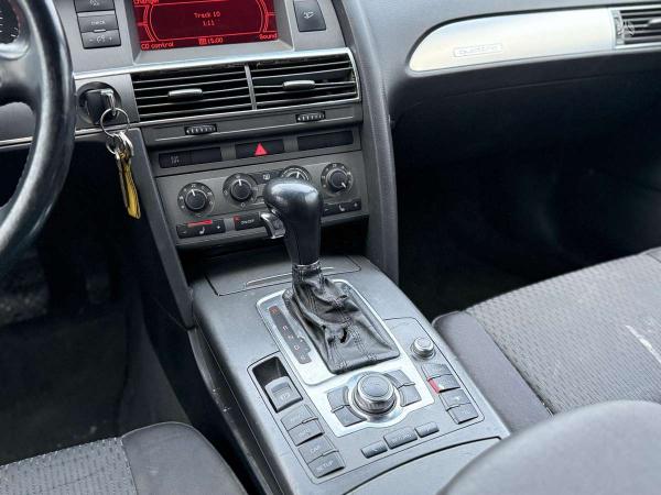 Audi A6 2005 in Vilnius, with an engine capacity of 2.70 L and mileage of 323 thousand km for 2700 €, photo 10 on AUTOMOTO.COM.LV