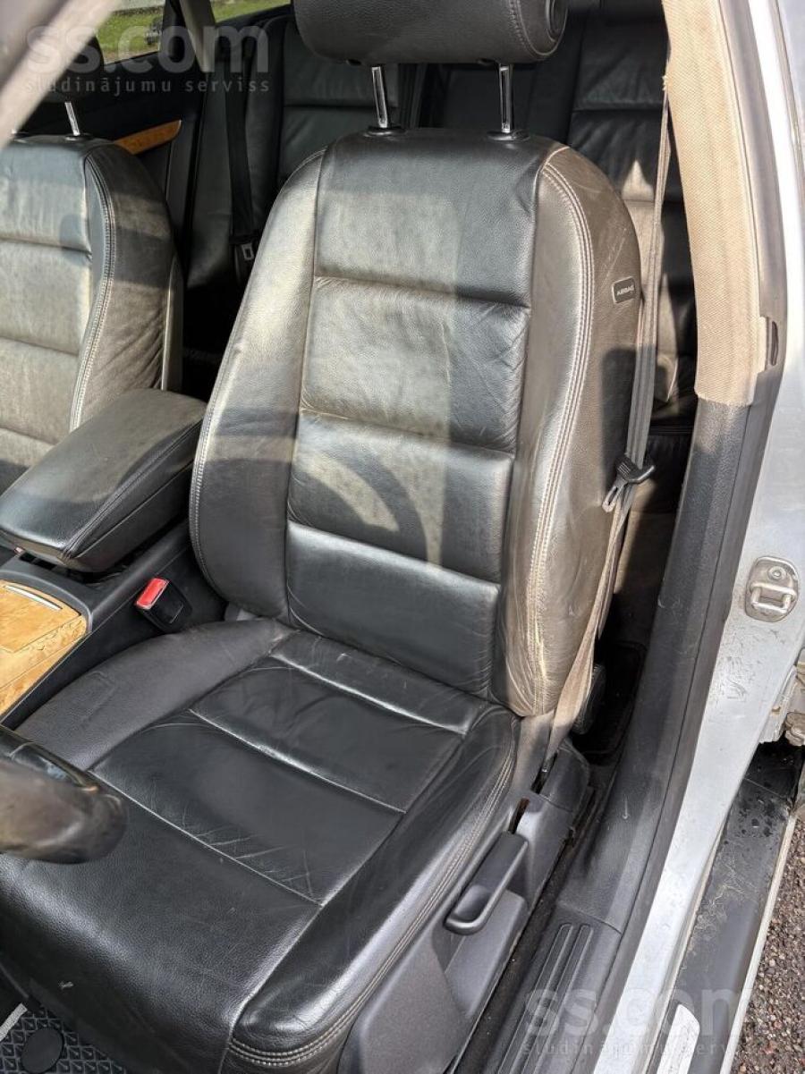 Audi A6 2005 Daugavpils, ar dzinēja tilpumu 2.00 L un nobraukumu 329 tūkst. km par 2950 €, foto 19 vietnē AUTOMOTO.COM.LV