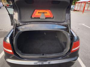 Audi A6 2005 Telšiai, ar dzinēja tilpumu 3.00 L un nobraukumu 399 tūkst. km par 2500 €, foto 10 vietnē AUTOMOTO.COM.LV
