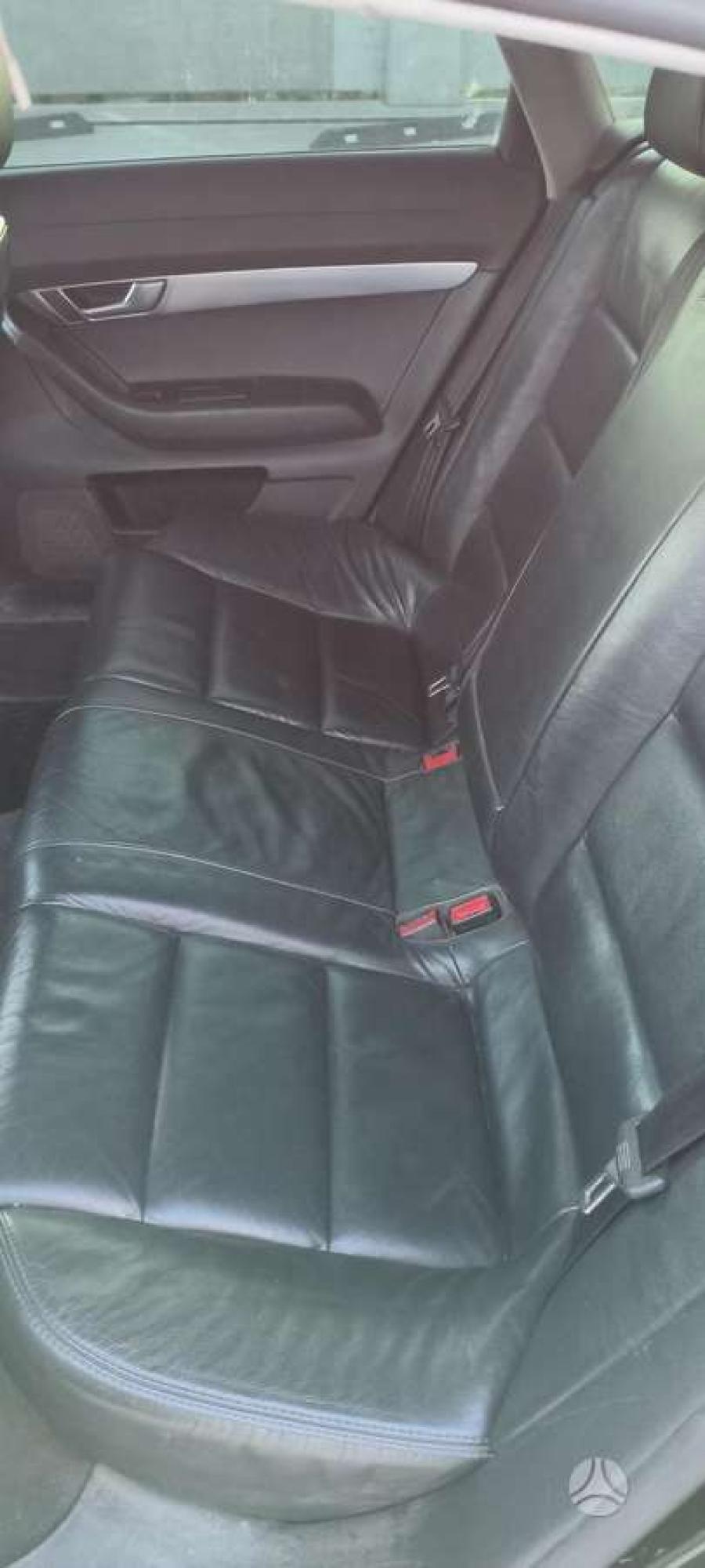 Audi A6 2005 in Vilnius, with an engine capacity of 3.00 L and mileage of 402 thousand km for 1400 €, photo 29 on AUTOMOTO.COM.LV