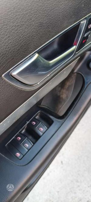 Audi A6 2005 in Vilnius, with an engine capacity of 3.00 L and mileage of 402 thousand km for 1400 €, photo 32 on AUTOMOTO.COM.LV