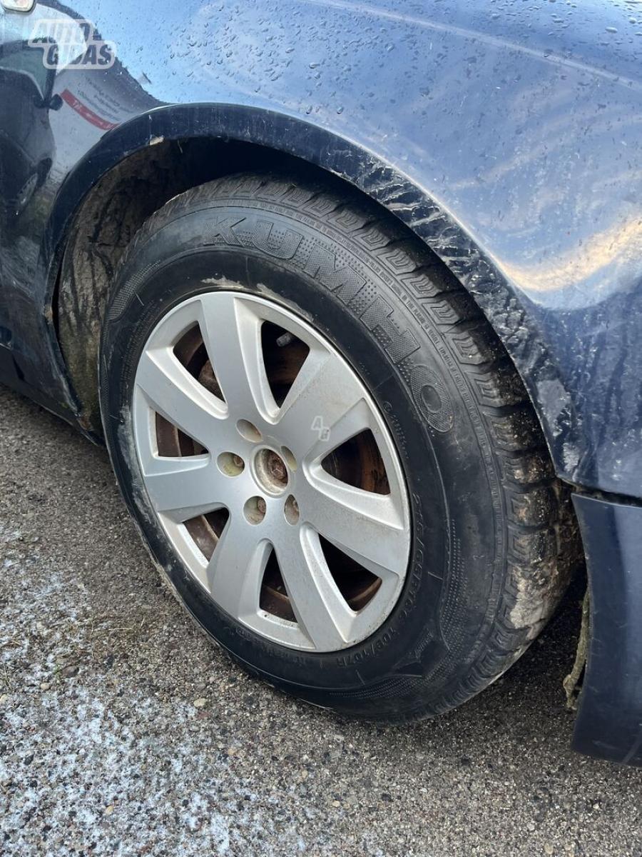 Audi A6 2006 Panevēža, ar dzinēja tilpumu 2.70 L un nobraukumu 335 tūkst. km par 900 €, foto 4 vietnē AUTOMOTO.COM.LV