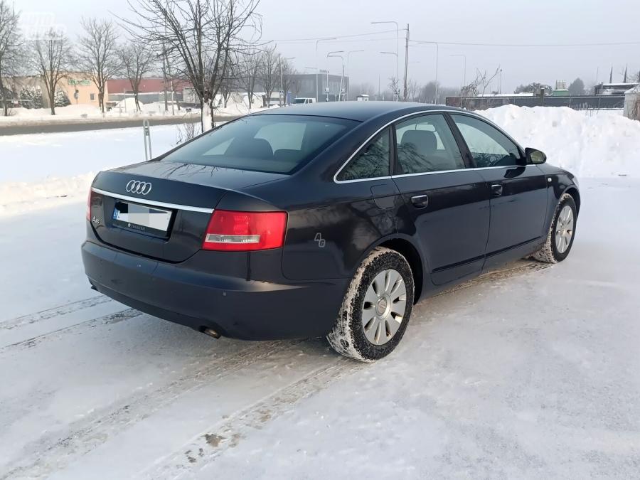 Audi A6 2006 in Siauliai, with an engine capacity of 2.00 L and mileage of 271 thousand km for 2700 €, photo 4 on AUTOMOTO.COM.LV