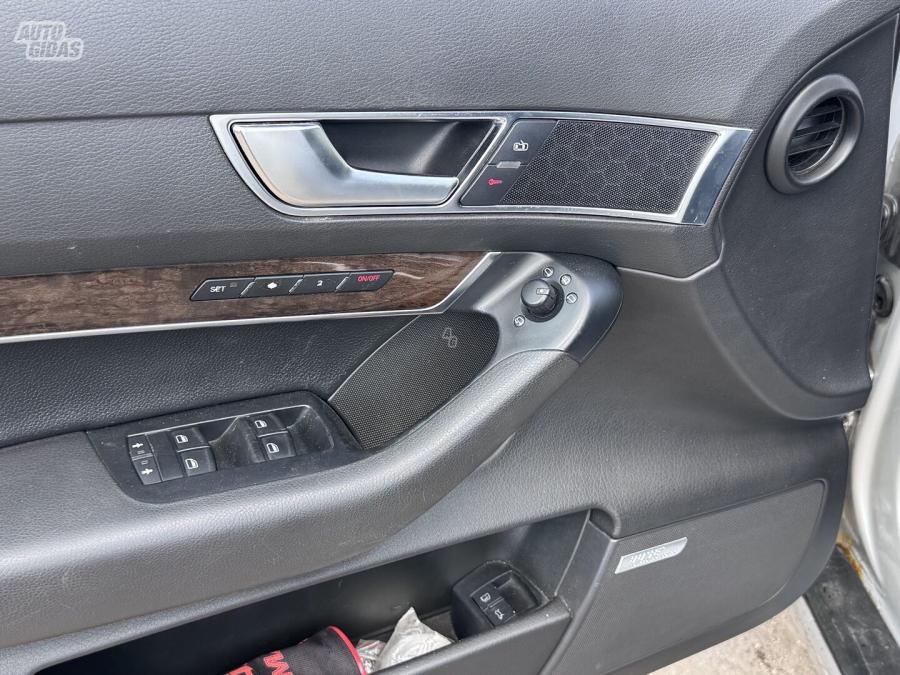 Audi A6 2006 in Siauliai, with an engine capacity of 4.20 L and mileage of 111 thousand km for 2950 €, photo 11 on AUTOMOTO.COM.LV