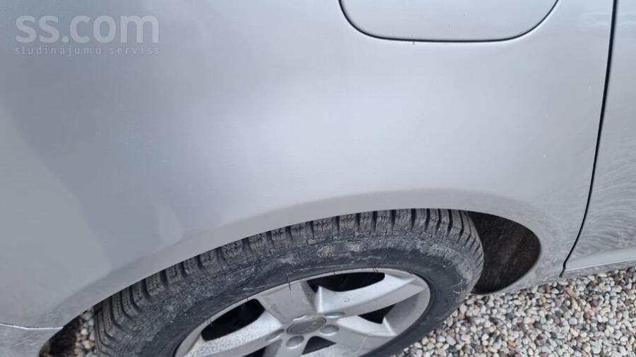 Audi A6 2007 Cēsis, ar dzinēja tilpumu 2.70 L un nobraukumu 356 tūkst. km par 2700 €, foto 13 vietnē AUTOMOTO.COM.LV