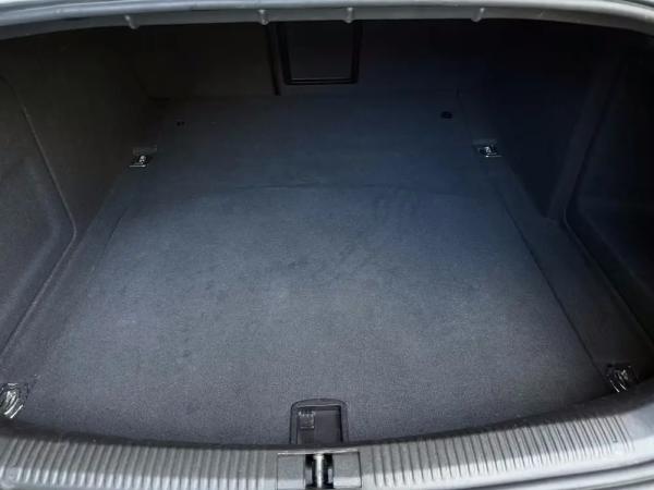 Audi A6 2008 Rīga, ar dzinēja tilpumu 3.00 L un nobraukumu 256 tūkst. km par 2000 €, foto 7 vietnē AUTOMOTO.COM.LV