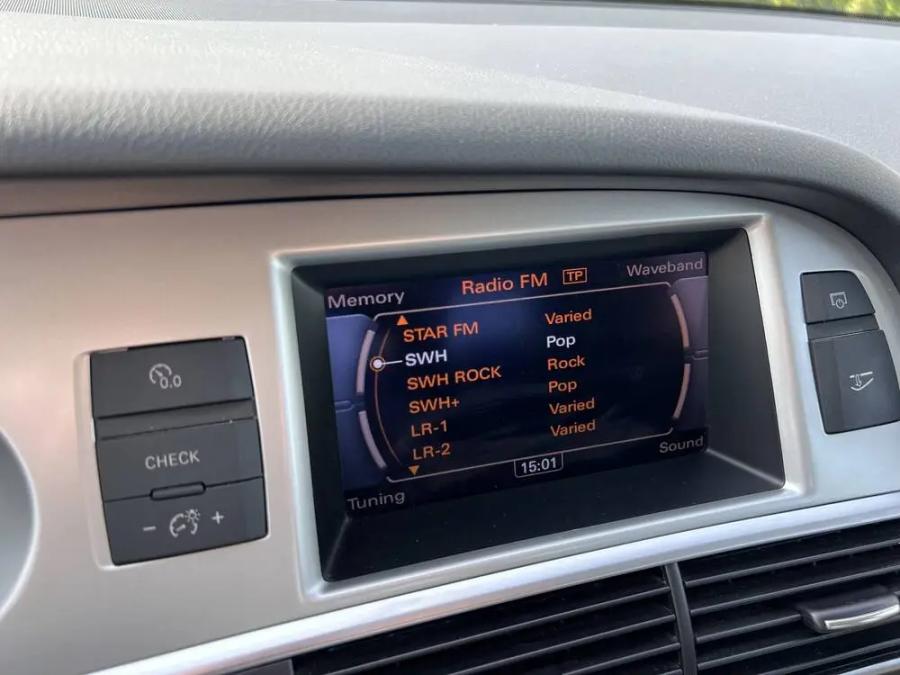 Audi A6 2009 in Riga, with an engine capacity of 2.00 L and mileage of 254 thousand km for 5550 €, photo 15 on AUTOMOTO.COM.LV