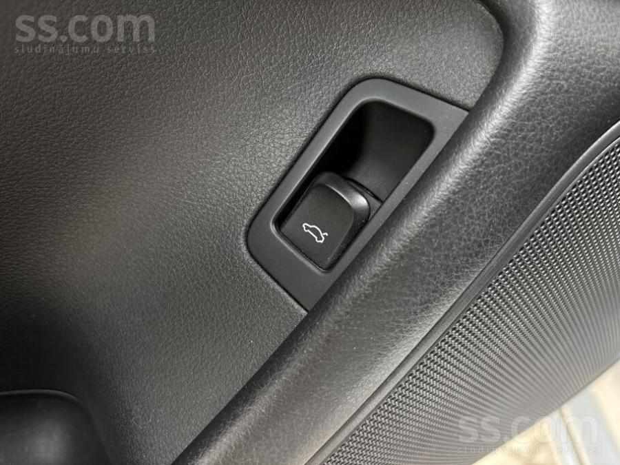 Audi A6 2012 Valka, ar dzinēja tilpumu 3.00 L un nobraukumu 245 tūkst. km par 10995 €, foto 14 vietnē AUTOMOTO.COM.LV