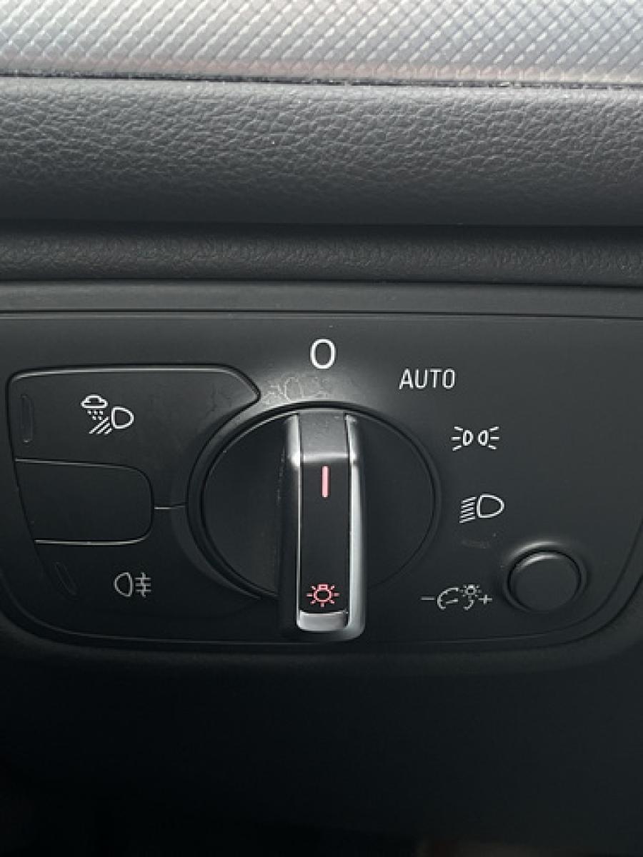 Audi A6 2013 in Tallinn, with an engine capacity of 3.00 L and mileage of 201 thousand km for 13000 €, photo 11 on AUTOMOTO.COM.LV