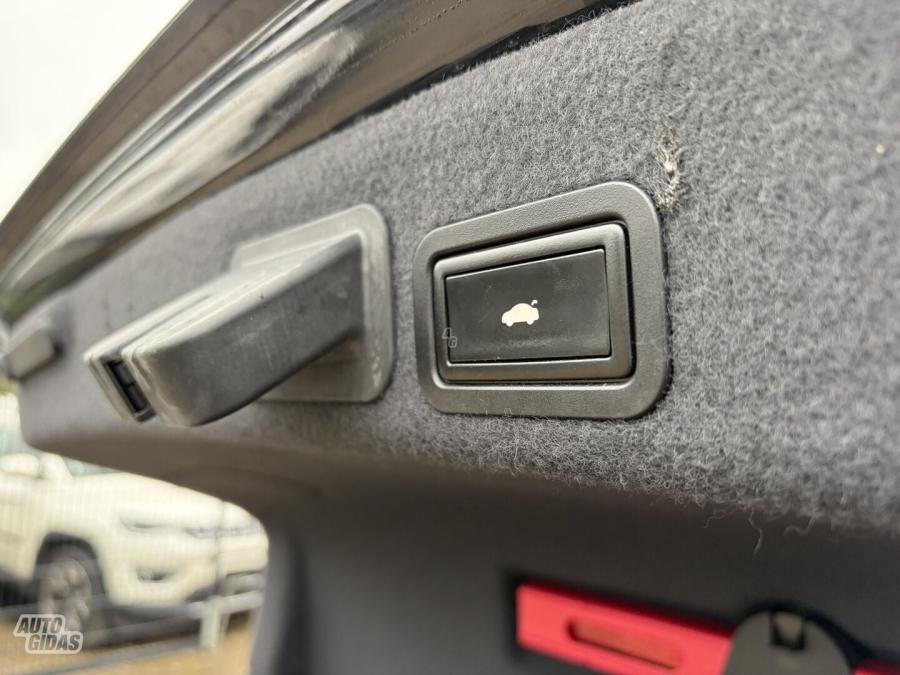 Audi A6 2013 in Vilnius, with an engine capacity of 3.00 L and mileage of 308 thousand km for 12999 €, photo 20 on AUTOMOTO.COM.LV