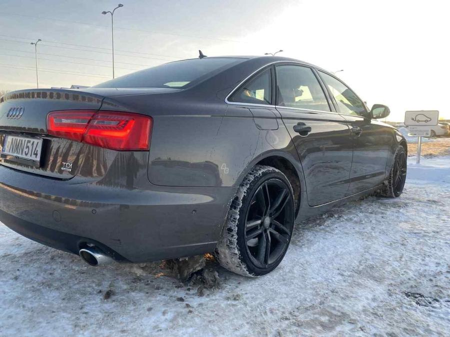 Audi A6 2014 in Kaunas, with an engine capacity of 3.00 L and mileage of 361 thousand km for 10999 €, photo 10 on AUTOMOTO.COM.LV