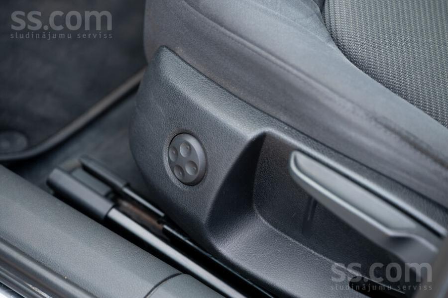 Audi A6 2014 Rīga, ar dzinēja tilpumu 2.00 L un nobraukumu 242 tūkst. km par 6990 €, foto 19 vietnē AUTOMOTO.COM.LV