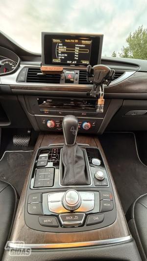 Audi A6 2015 in Vievis, with an engine capacity of 2.00 L and mileage of 259 thousand km for 14999 €, photo 10 on AUTOMOTO.COM.LV