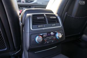 Audi A6 2015 in Kaunas, with an engine capacity of 3.00 L and mileage of 226 thousand km for 20950 €, photo 37 on AUTOMOTO.COM.LV