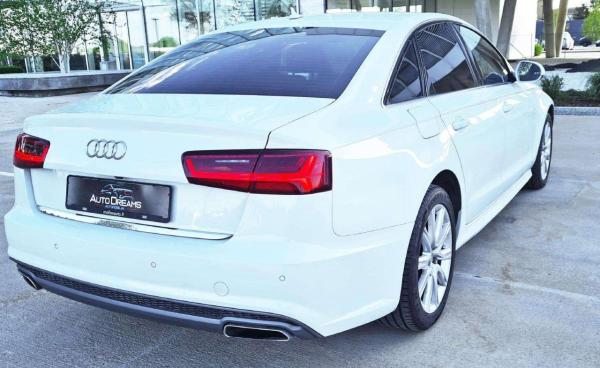 Audi A6 2017 in Vilnius on AUTOMOTO.COM.LV Audi A6 2017 in Vilnius, with an engine capacity of 1.80 L and mileage of 174 thousand km for 16000 €, photo 5 on AUTOMOTO.COM.LV