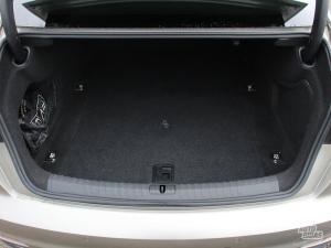 Audi A6 2020 in Vilnius, with an engine capacity of 2.00 L and mileage of 134 thousand km for 26750 €, photo 21 on AUTOMOTO.COM.LV
