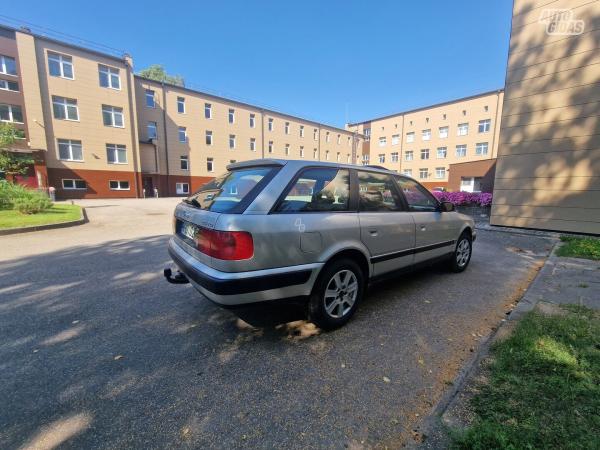 Ауди А6 1992 в Аникщяй, объемом двигателя 2.50 л и пробегом 250 тыс. км за 990 €, фото 4 на AUTOMOTO.COM.LV