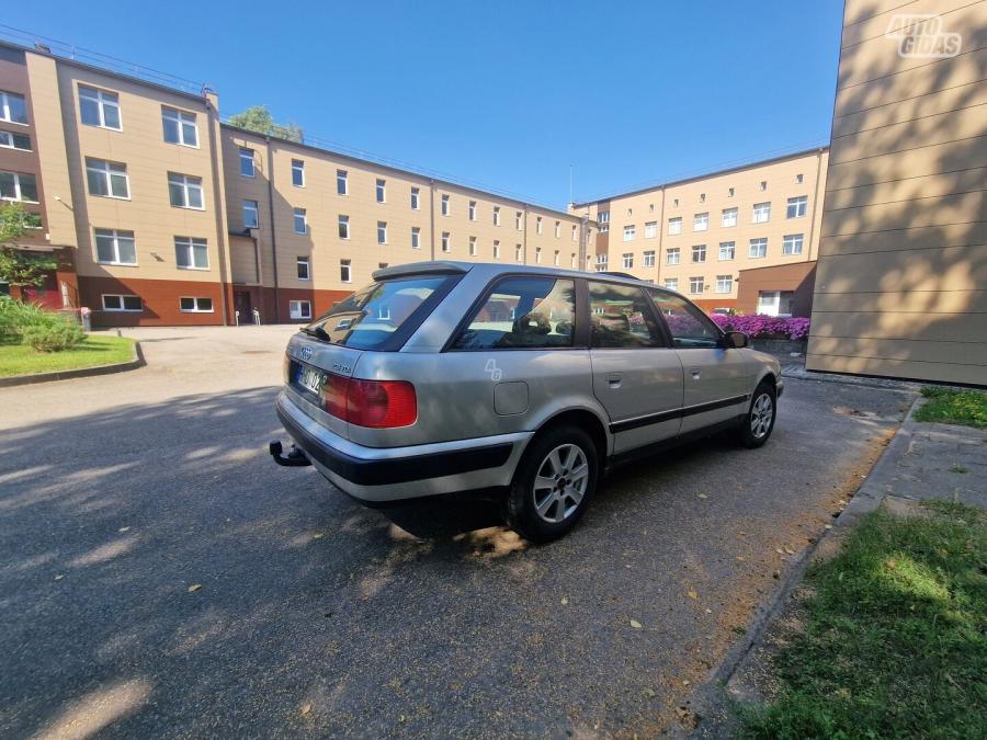 Ауди А6 1992 в Аникщяй, объемом двигателя 2.50 л и пробегом 250 тыс. км за 990 €, фото 5 на AUTOMOTO.COM.LV