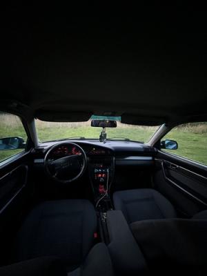 Audi A6 1995 in Johvi, with an engine capacity of 2.50 L and mileage of 0 thousand km for 1700 €, photo 8 on AUTOMOTO.COM.LV