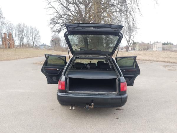 Audi A6 1996 Trakai, ar dzinēja tilpumu 2.50 L un nobraukumu 370 tūkst. km par 2300 €, foto 8 vietnē AUTOMOTO.COM.LV