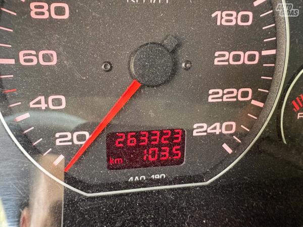 Audi A6 1996 in Varena, with an engine capacity of 2.00 L and mileage of 263 thousand km for 950 €, photo 8 on AUTOMOTO.COM.LV