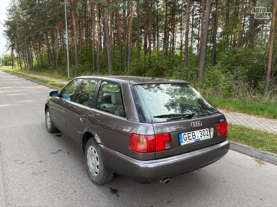 Ауди А6 1996 в Варена, объемом двигателя 2.00 л и пробегом 263 тыс. км за 950 €, фото 10 на AUTOMOTO.COM.LV