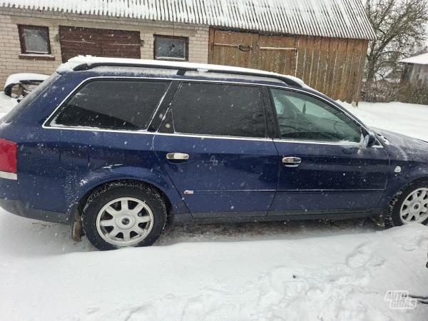 Audi A6 1998 in Panevezys, with an engine capacity of 2.50 L and mileage of 36 thousand km for 900 €, photo 4 on AUTOMOTO.COM.LV