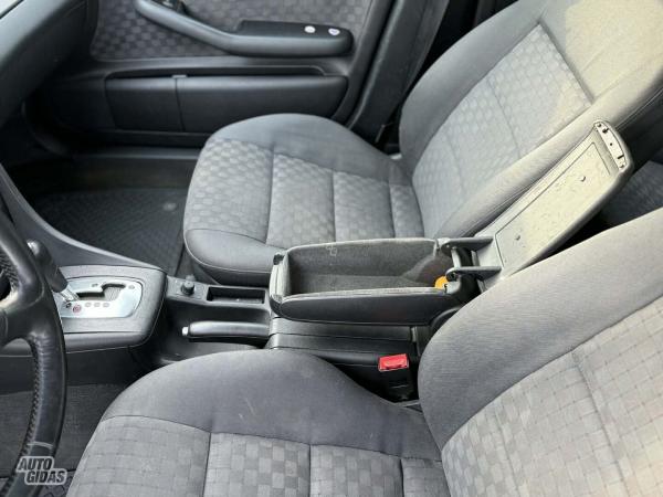 Audi A6 2002 in Vilnius, with an engine capacity of 2.00 L and mileage of 1 thousand km for 1250 €, photo 9 on AUTOMOTO.COM.LV
