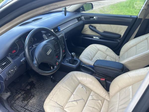 Audi A6 2002 in Elektrenai, with an engine capacity of 2.50 L and mileage of 320 thousand km for 900 €, photo 4 on AUTOMOTO.COM.LV